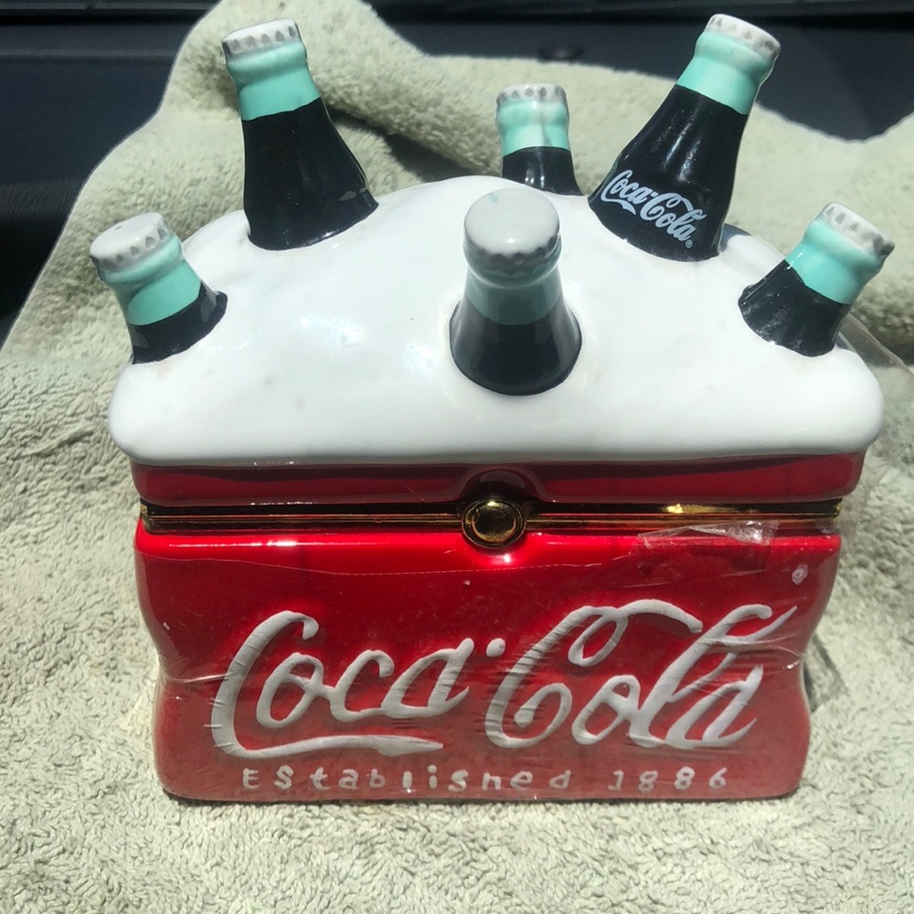 Vintage Coca Cola Box - Gem